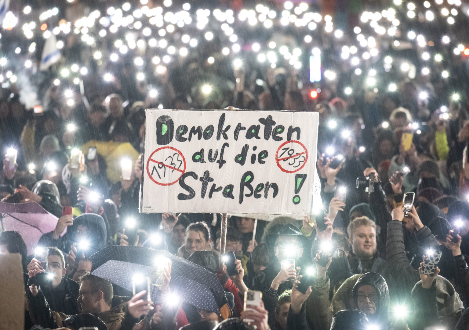 Is Germany Headed to a Political Crisis? | Journal of Democracy