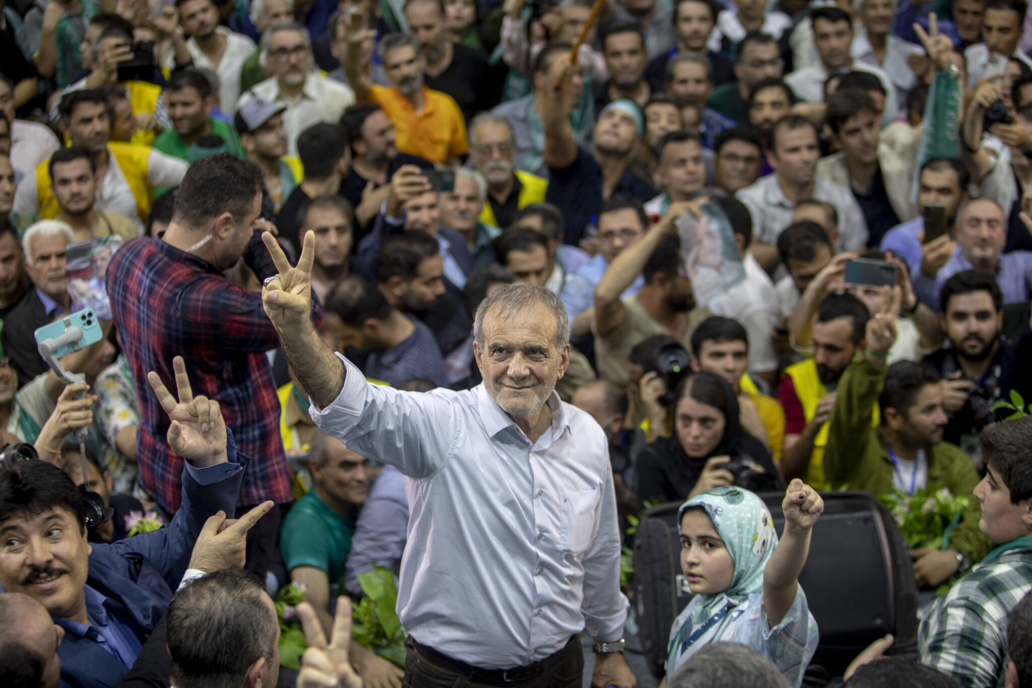 Why Iran Is Entering a Dangerous Moment | Journal of Democracy