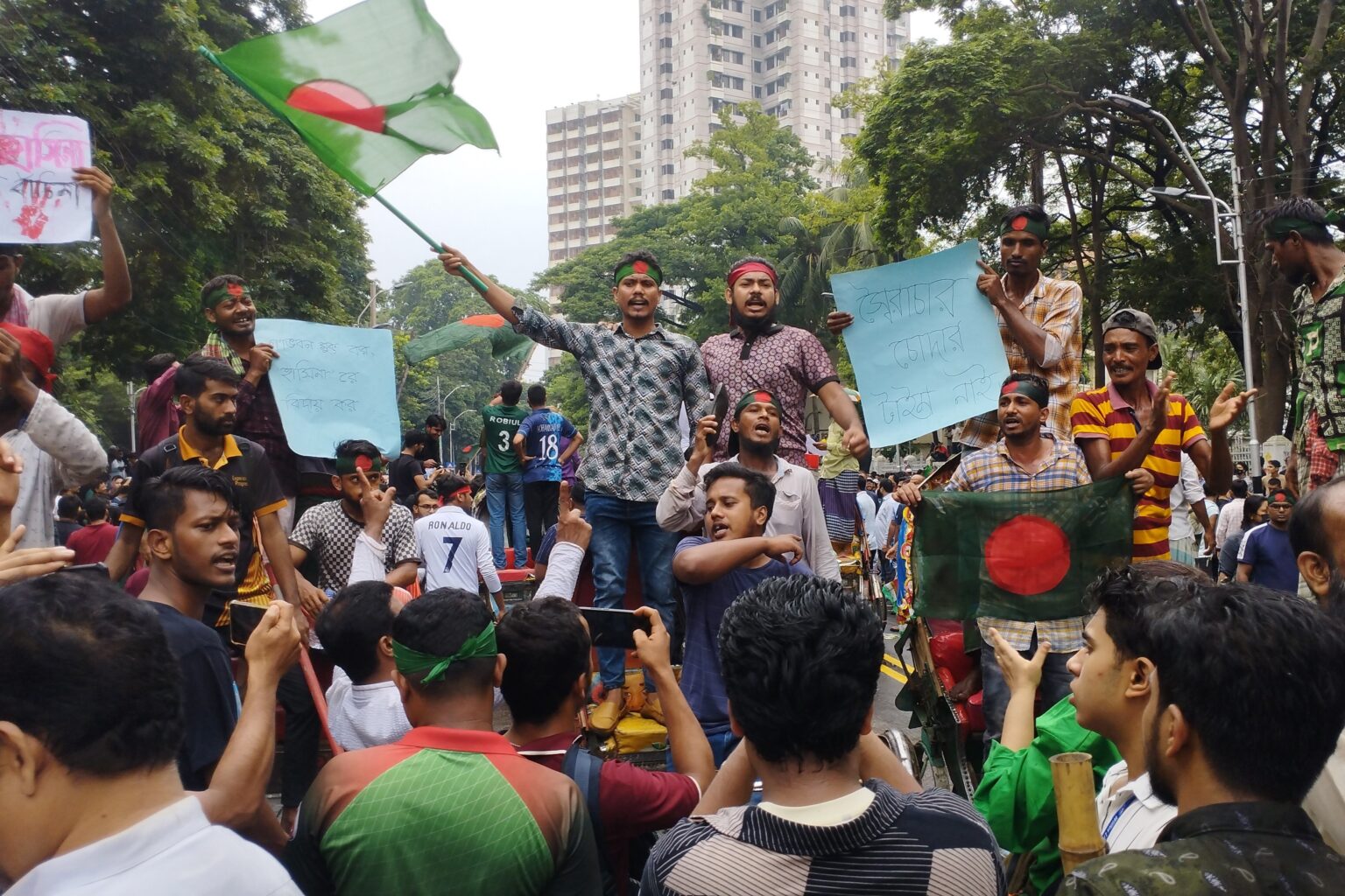 The Return of Politics in Bangladesh | Journal of Democracy